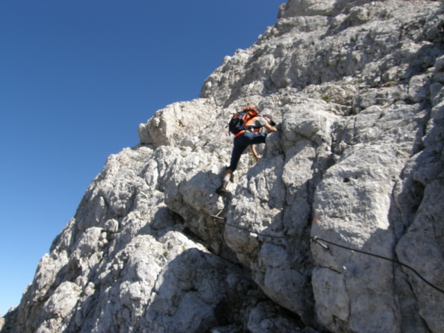 am versicherten Gipfelsteig - Fotos [hikr.org]