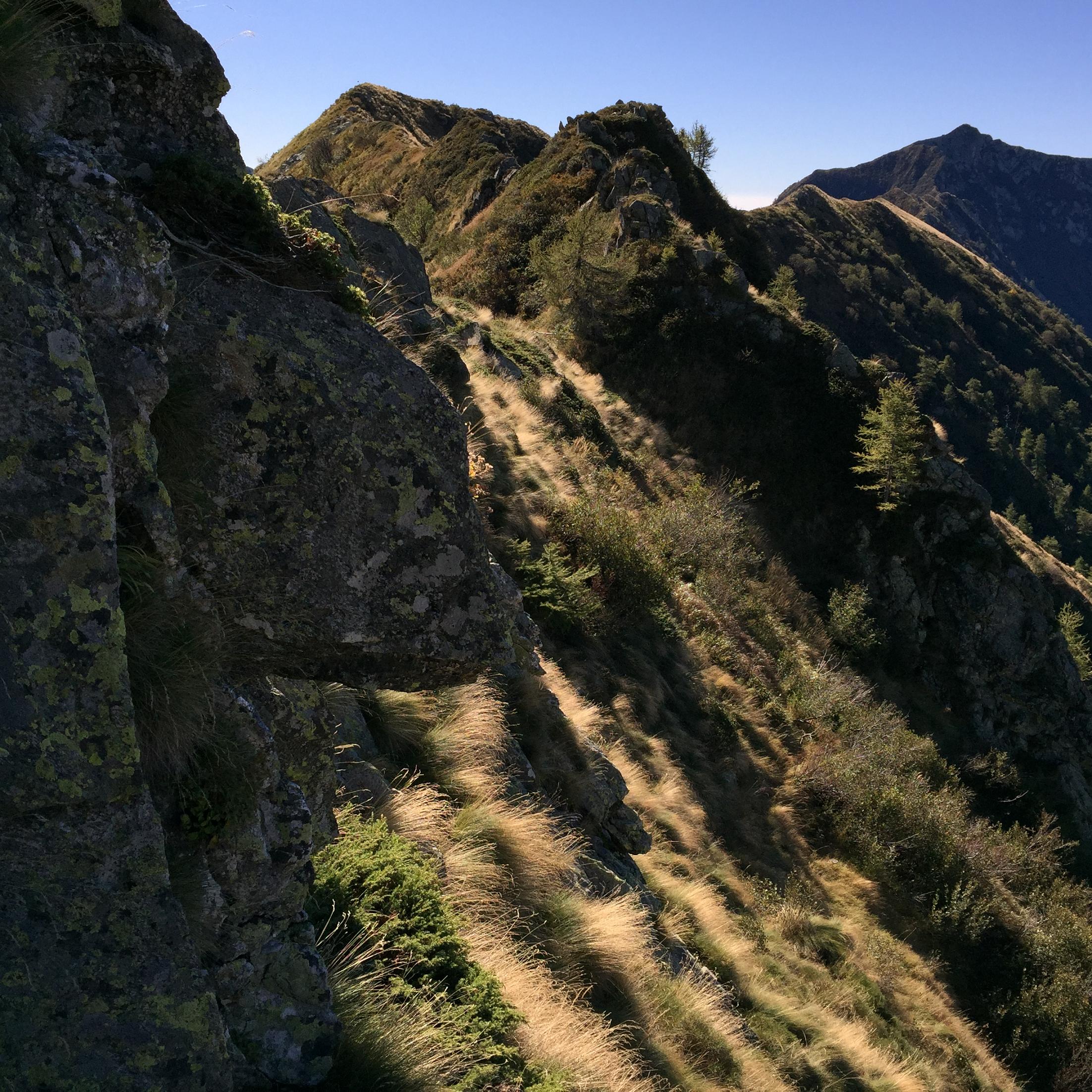 Traverso sotto le rocce - Fotos [hikr.org]