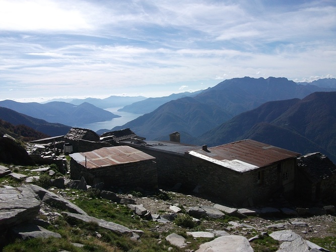 Alpe e Capanna Nimi - Fotos [hikr.org]