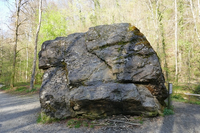 Findling - Fotos [hikr.org]