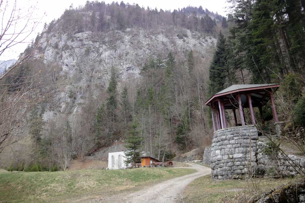 Ruine Bad Weissenburg - Fotos [hikr.org]