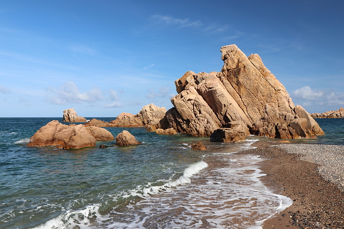 An der Cala Tinnari - Bei bestem Wetter allein in der... [hikr.org]