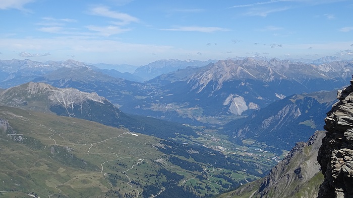 Aussicht vom Gipfel des Piz Forbesch. - Fotos [hikr.org]