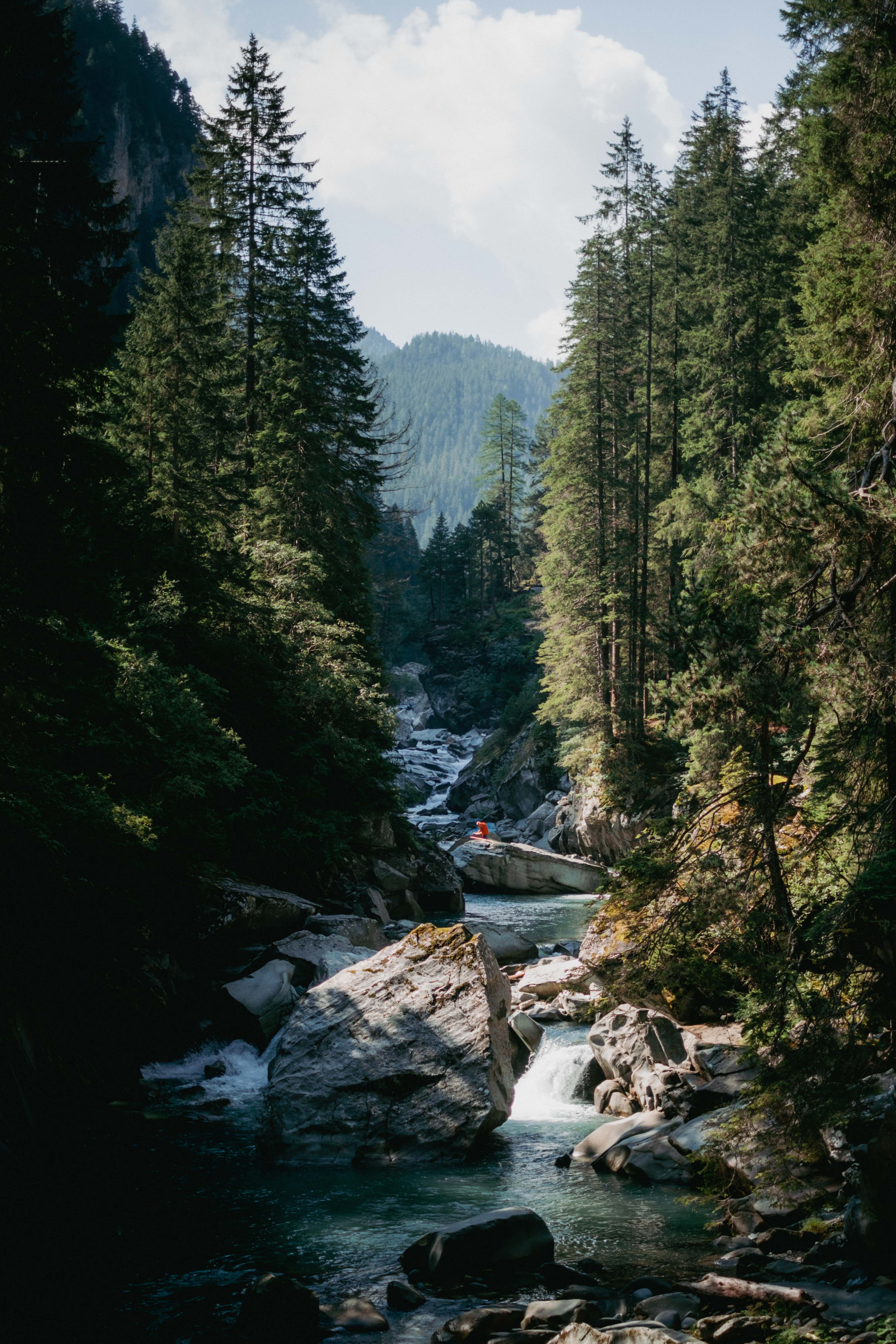 Wunderschönes Flussbett - Fotos [hikr.org]
