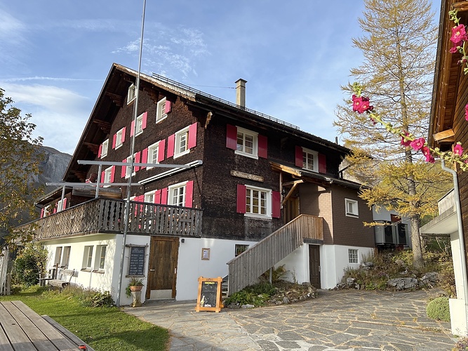 Berggasthaus Gitschenen - Fotos [hikr.org]